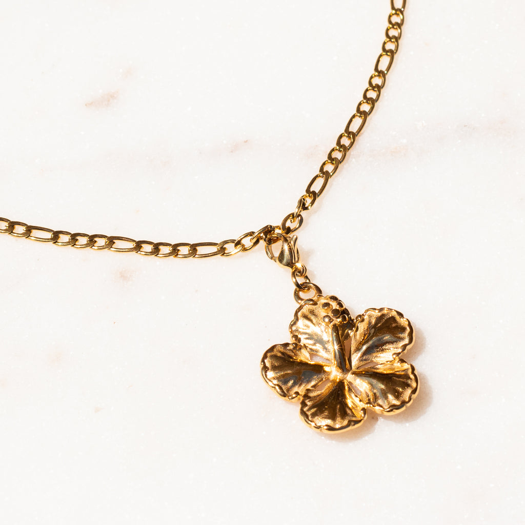 Hibiscus Charm Necklace – Nevesse